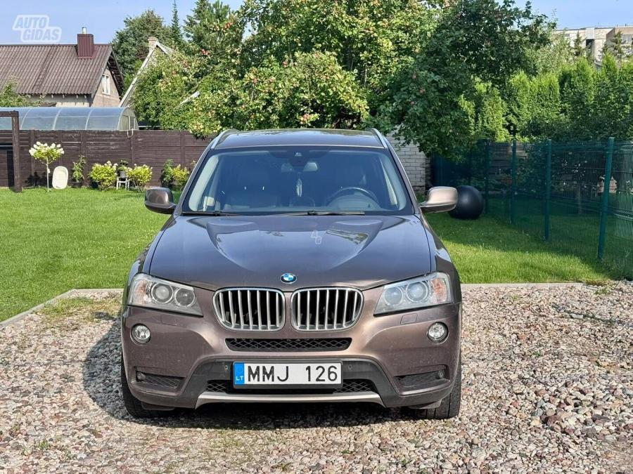 BMW X3 2013 in Panevezys, with an engine capacity of 3.00 L and mileage of 370 thousand km for 9000 €, photo 3 on AUTOMOTO.COM.LV