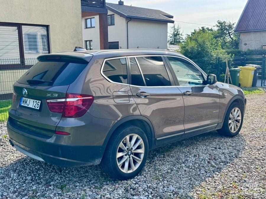 BMW X3 2013 in Panevezys, with an engine capacity of 3.00 L and mileage of 370 thousand km for 9000 €, photo 4 on AUTOMOTO.COM.LV