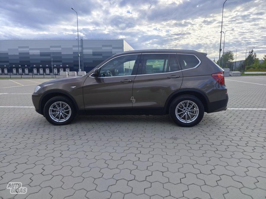 BMW X3 2013 in Vilnius, with an engine capacity of 3.00 L and mileage of 284 thousand km for 7900 €, photo 4 on AUTOMOTO.COM.LV