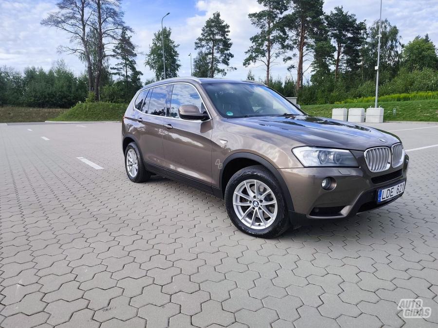 BMW X3 2013 in Vilnius, with an engine capacity of 3.00 L and mileage of 284 thousand km for 7900 €, photo 7 on AUTOMOTO.COM.LV