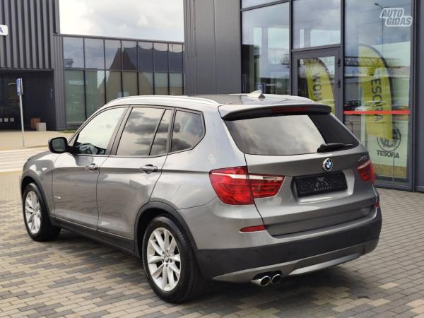 BMW X3 2013 in Siauliai, with an engine capacity of 2.00 L and mileage of 219 thousand km for 8200 €, photo 6 on AUTOMOTO.COM.LV