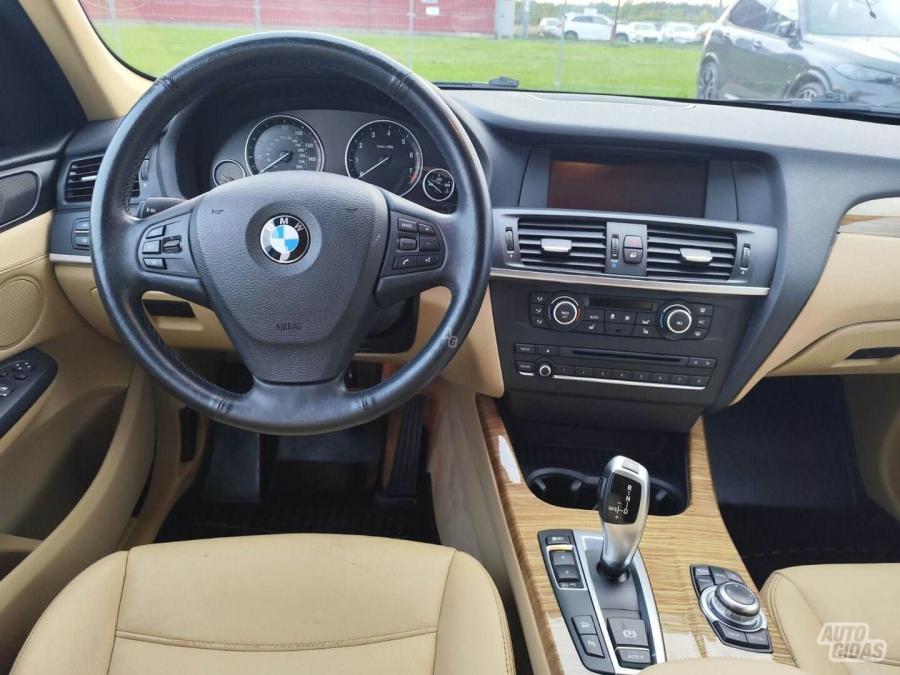 BMW X3 2013 in Siauliai, with an engine capacity of 2.00 L and mileage of 266 thousand km for 8600 €, photo 11 on AUTOMOTO.COM.LV