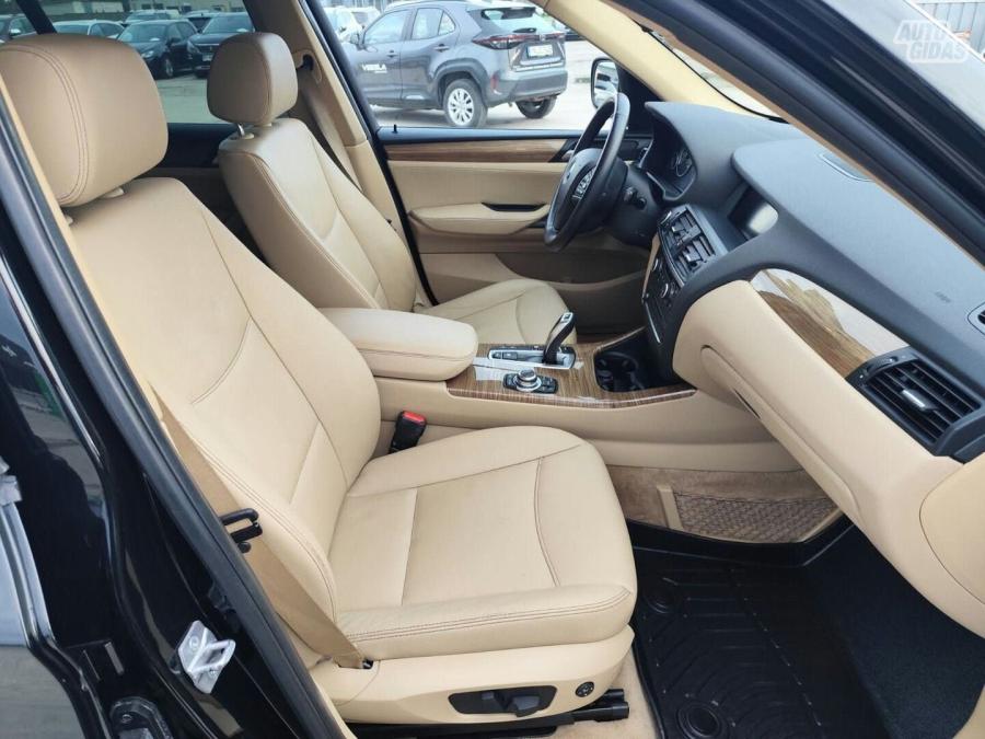 BMW X3 2013 in Siauliai, with an engine capacity of 2.00 L and mileage of 266 thousand km for 8600 €, photo 15 on AUTOMOTO.COM.LV