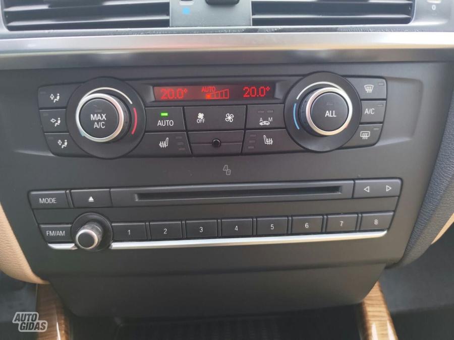 BMW X3 2013 in Siauliai, with an engine capacity of 2.00 L and mileage of 266 thousand km for 8600 €, photo 30 on AUTOMOTO.COM.LV