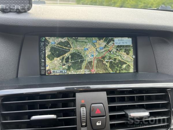 BMW X3 2014 in Jelgava, with an engine capacity of 2.00 L and mileage of 260 thousand km for 9750 €, photo 9 on AUTOMOTO.COM.LV