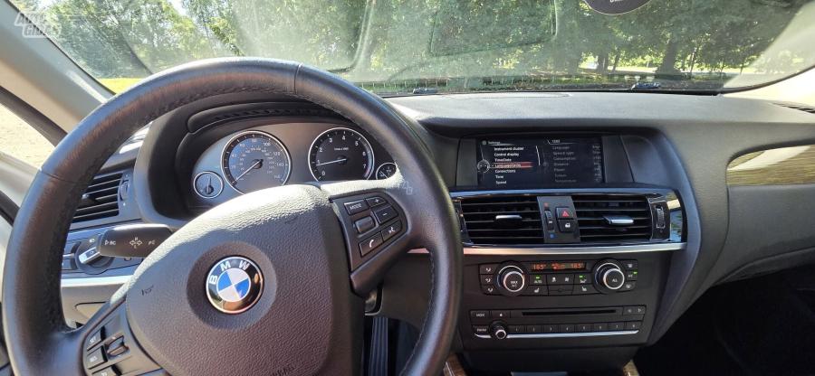 BMW X3 2014 in Mazeikiai, with an engine capacity of 2.00 L and mileage of 267 thousand km for 8200 €, photo 21 on AUTOMOTO.COM.LV