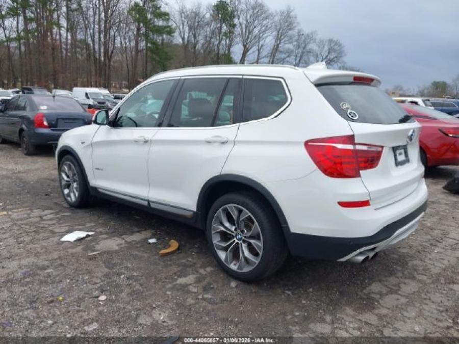BMW X3 2015 in Klaipeda, with an engine capacity of 0.00 L and mileage of 0 thousand km for 7000 €, photo 3 on AUTOMOTO.COM.LV