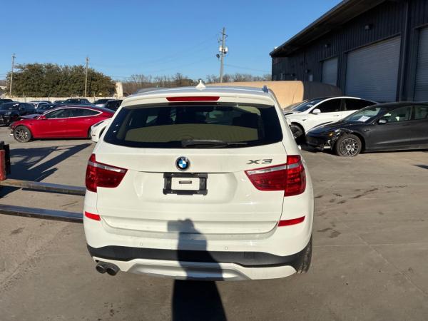 BMW X3 2015 Klaipėda, ar dzinēja tilpumu 0.00 L un nobraukumu 0 tūkst. km par 6900 €, foto 2 vietnē AUTOMOTO.COM.LV