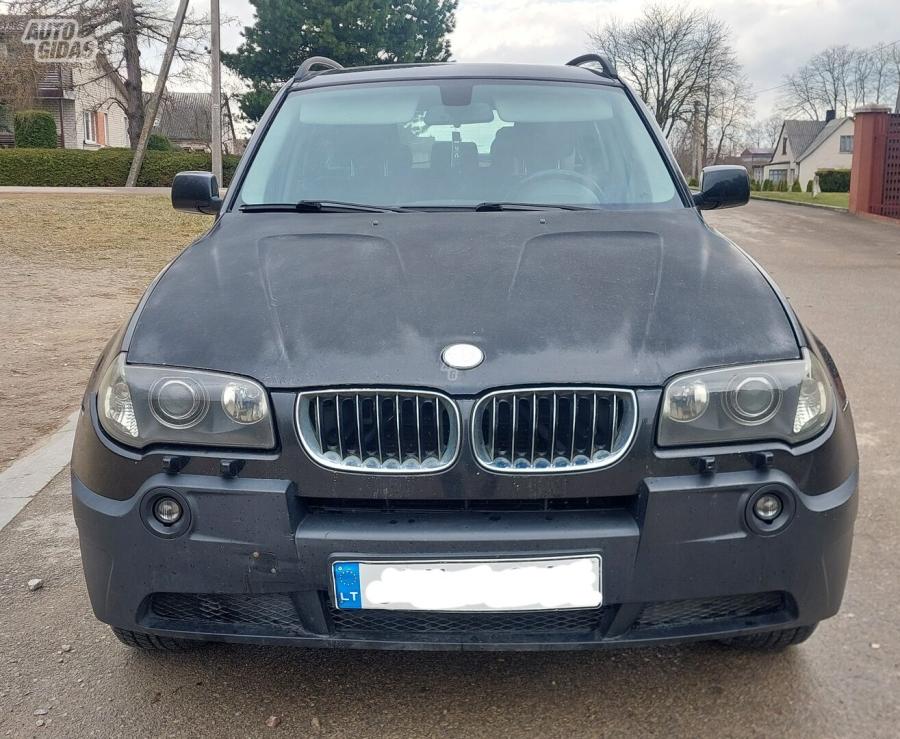 BMW X3 2015 in Marijampole, with an engine capacity of 3.00 L and mileage of 330 thousand km for 2900 €, photo 7 on AUTOMOTO.COM.LV