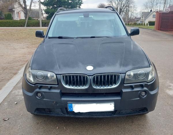 BMW X3 2015 in Marijampole, with an engine capacity of 3.00 L and mileage of 330 thousand km for 2900 €, photo 7 on AUTOMOTO.COM.LV