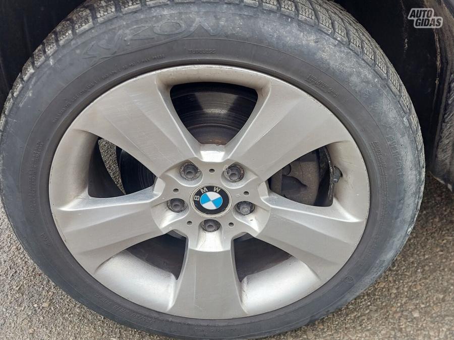 BMW X3 2015 in Marijampole, with an engine capacity of 3.00 L and mileage of 330 thousand km for 2900 €, photo 10 on AUTOMOTO.COM.LV