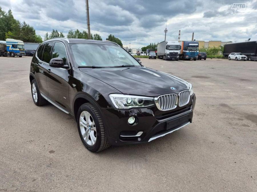 BMW X3 2015 in Panevezys, with an engine capacity of 20.00 L and mileage of 323 thousand km for 11999 €, photo 6 on AUTOMOTO.COM.LV