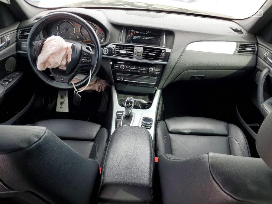 BMW X3 2015 in Siauliai, with an engine capacity of 3.00 L and mileage of 179 thousand km for 5600 €, photo 9 on AUTOMOTO.COM.LV
