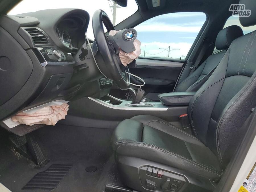 BMW X3 2015 in Siauliai, with an engine capacity of 3.00 L and mileage of 179 thousand km for 5600 €, photo 10 on AUTOMOTO.COM.LV