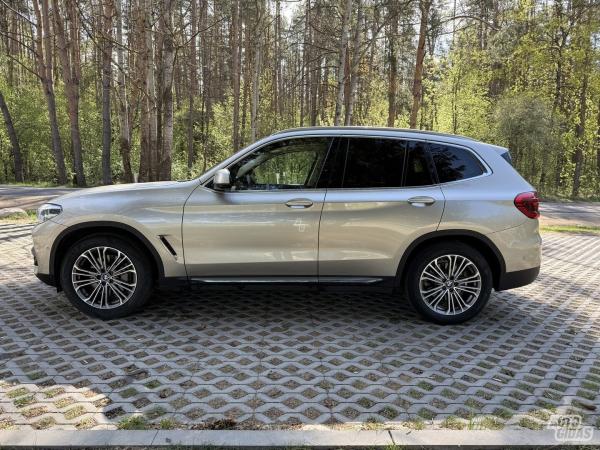 BMW X3 2018 in Vilnius, with an engine capacity of 3.00 L and mileage of 185 thousand km for 24400 €, photo 8 on AUTOMOTO.COM.LV