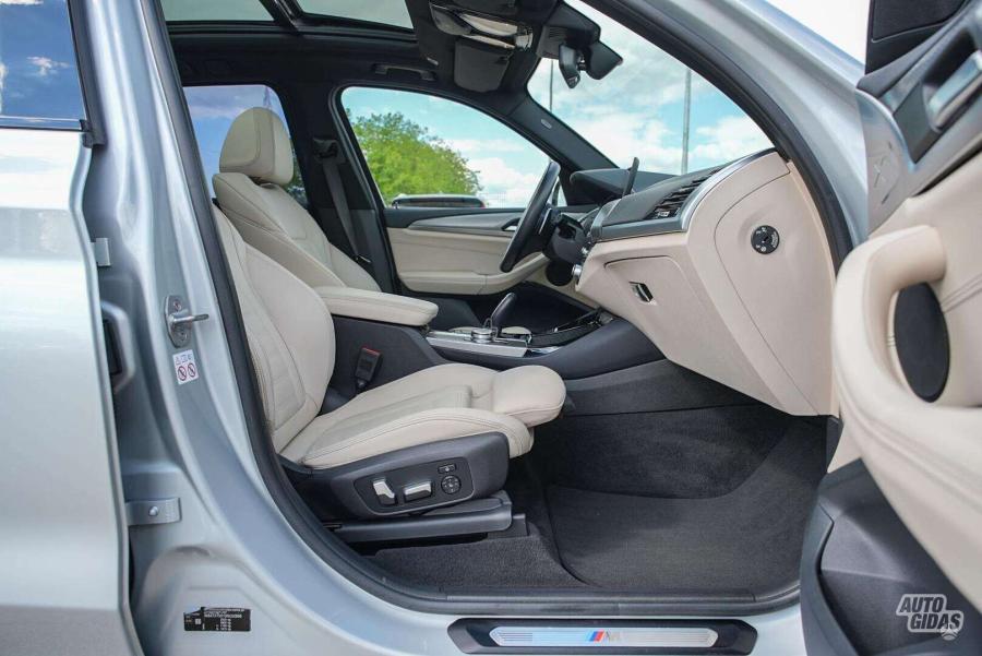 BMW X3 2018 in Marijampole, with an engine capacity of 3.00 L and mileage of 220 thousand km for 24950 €, photo 38 on AUTOMOTO.COM.LV