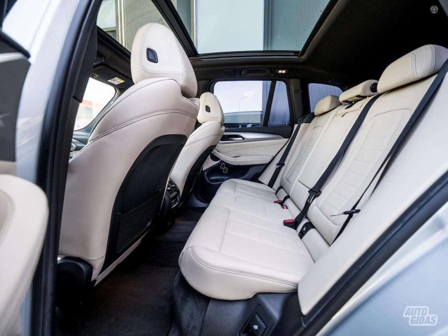 BMW X3 2018 in Marijampole, with an engine capacity of 3.00 L and mileage of 220 thousand km for 24950 €, photo 33 on AUTOMOTO.COM.LV