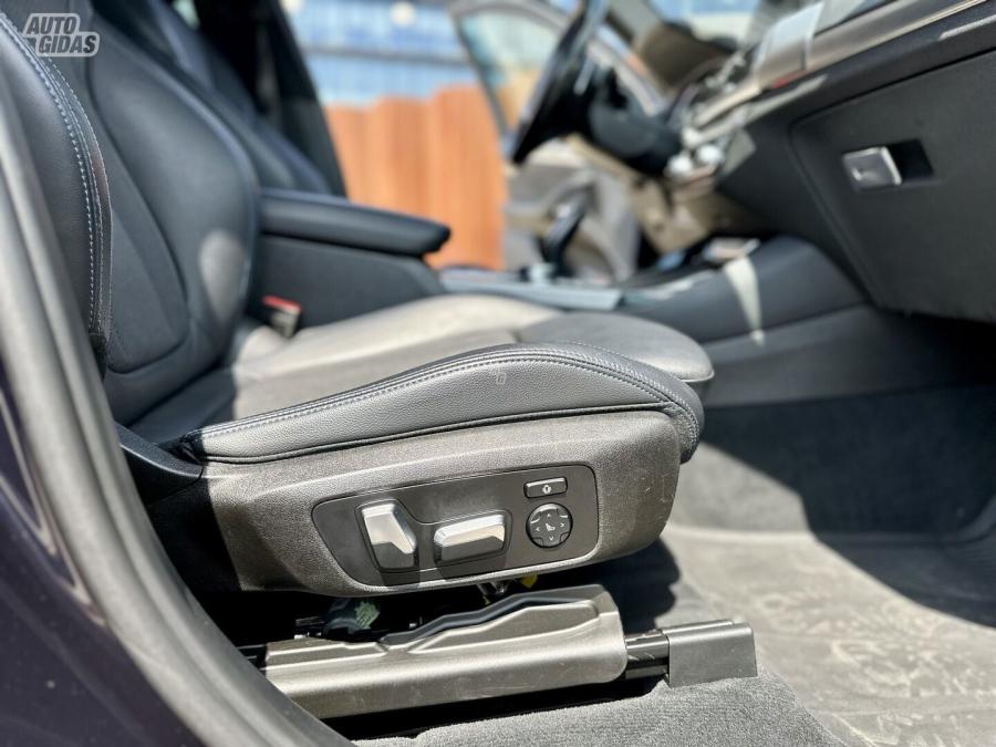 BMW X3 2018 in Kaunas, with an engine capacity of 2.00 L and mileage of 243 thousand km for 21000 €, photo 16 on AUTOMOTO.COM.LV
