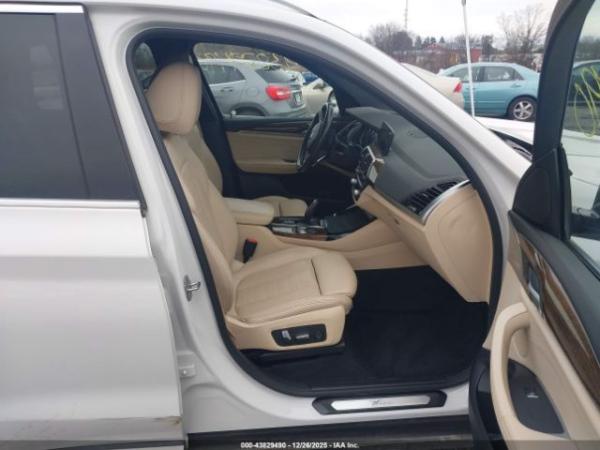 BMW X3 2019 in Klaipeda, with an engine capacity of 0.00 L and mileage of 0 thousand km for 10100 €, photo 5 on AUTOMOTO.COM.LV
