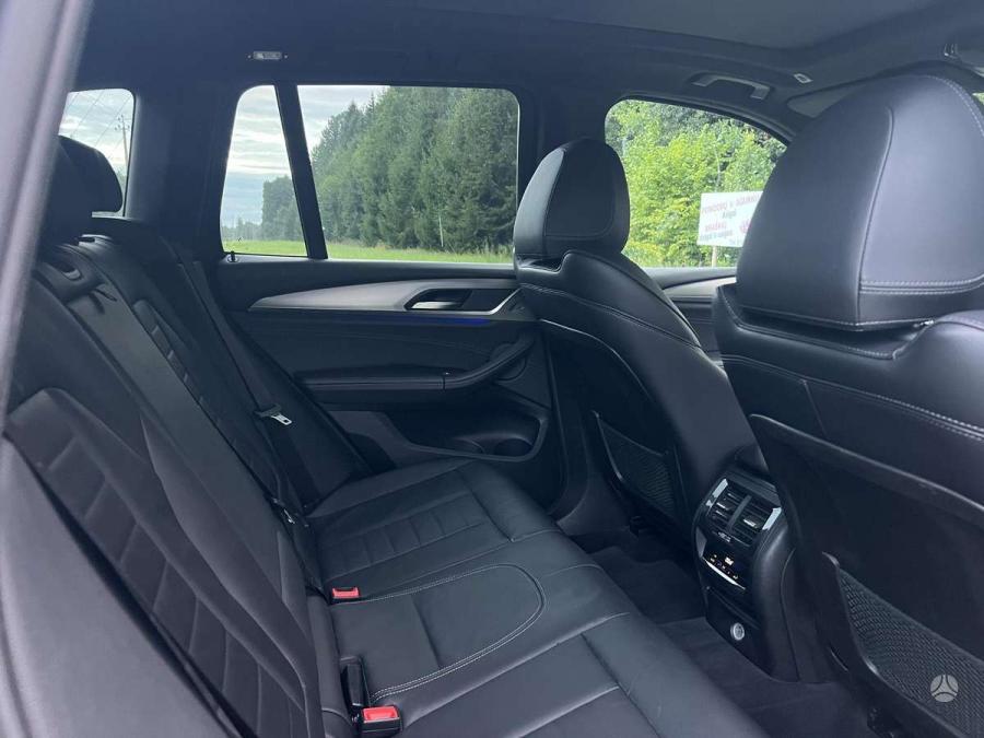 BMW X3 2019 in Ukmerge, with an engine capacity of 2.00 L and mileage of 203 thousand km for 25550 €, photo 27 on AUTOMOTO.COM.LV