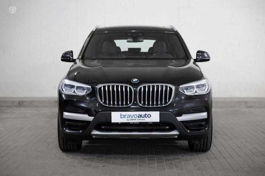 BMW X3 2021 in Vilnius, with an engine capacity of 2.00 L and mileage of 188 thousand km for 29991 €, photo 3 on AUTOMOTO.COM.LV