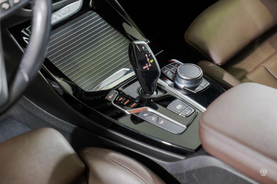 BMW X3 2021 in Vilnius, with an engine capacity of 2.00 L and mileage of 188 thousand km for 29991 €, photo 14 on AUTOMOTO.COM.LV