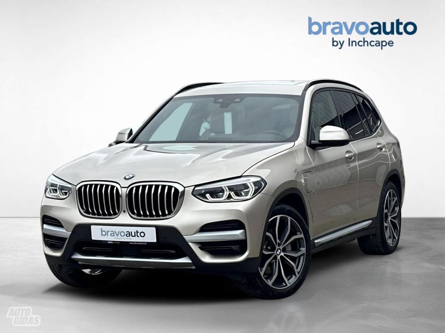 BMW X3 2021 in Kaunas, with an engine capacity of 2.00 L and mileage of 130 thousand km for 31992 €, photo 1 on AUTOMOTO.COM.LV