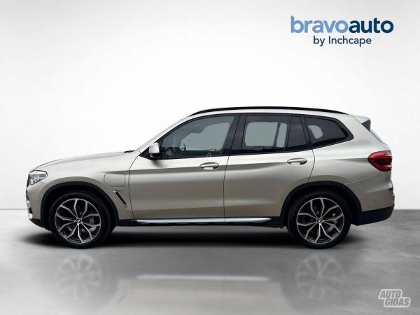 BMW X3 2021 in Kaunas, with an engine capacity of 2.00 L and mileage of 130 thousand km for 31992 €, photo 3 on AUTOMOTO.COM.LV
