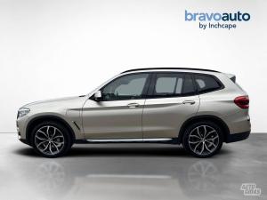 BMW X3 2021 in Kaunas, with an engine capacity of 2.00 L and mileage of 130 thousand km for 31992 €, photo 3 on AUTOMOTO.COM.LV