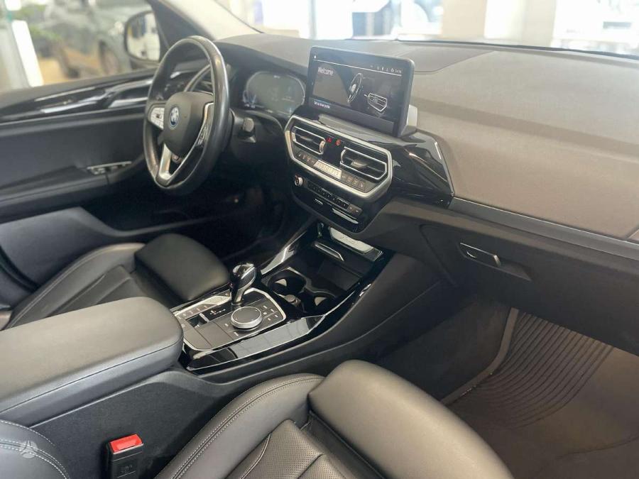 BMW X3 2022 in Klaipeda, with an engine capacity of 2.00 L and mileage of 106 thousand km for 39884 €, photo 17 on AUTOMOTO.COM.LV