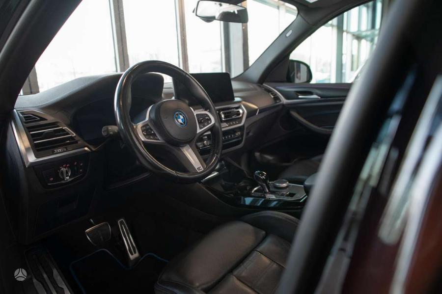 BMW X3 2022 in Kaunas, with an engine capacity of 2.00 L and mileage of 79 thousand km for 42998 €, photo 10 on AUTOMOTO.COM.LV