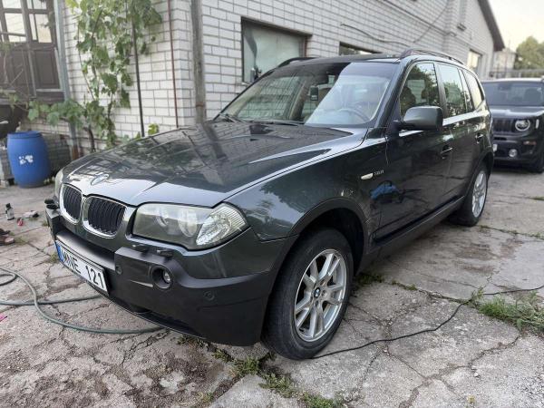 Zaļš BMW X3 2004 Kauņa, ar dzinēja tilpumu 2.98 L un nobraukumu 276 tūkst. km par 2800 €, foto 1 vietnē AUTOMOTO.COM.LV