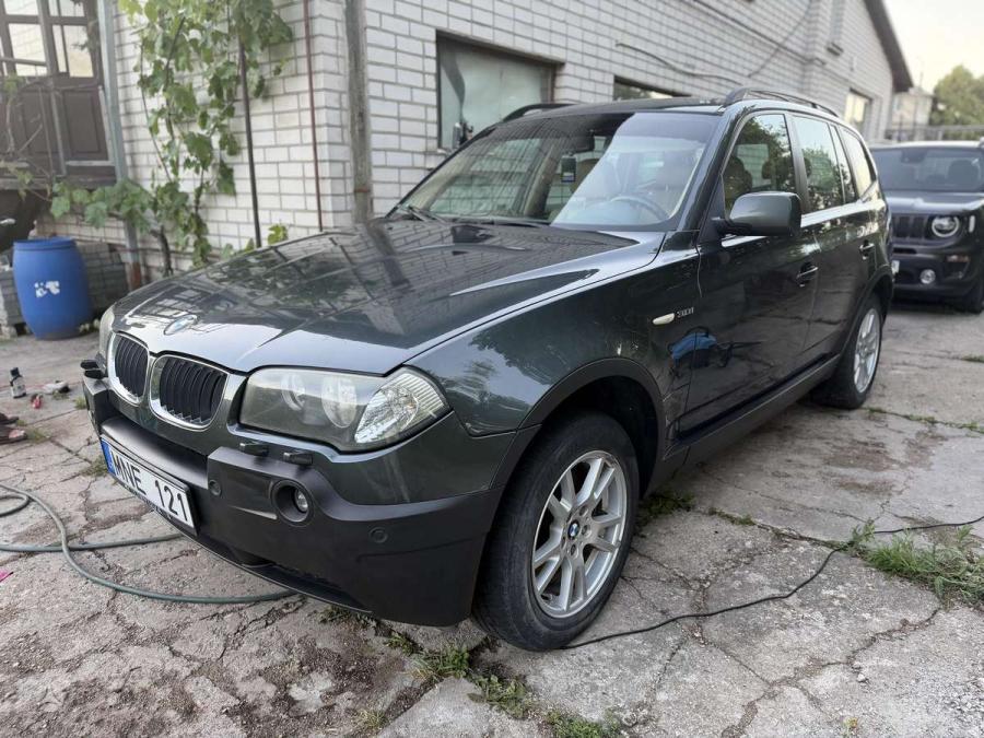 Green BMW X3 2004 in Kaunas, with an engine capacity of 2.98 L and mileage of 276 thousand km for 2800 €, photo 1 on AUTOMOTO.COM.LV