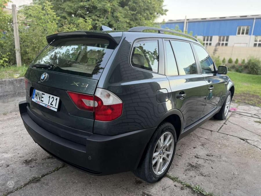 Green BMW X3 2004 in Kaunas, with an engine capacity of 2.98 L and mileage of 276 thousand km for 2800 €, photo 4 on AUTOMOTO.COM.LV