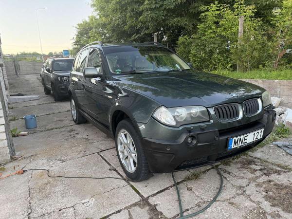 Zaļš BMW X3 2004 Kauņa, ar dzinēja tilpumu 2.98 L un nobraukumu 276 tūkst. km par 2800 €, foto 4 vietnē AUTOMOTO.COM.LV