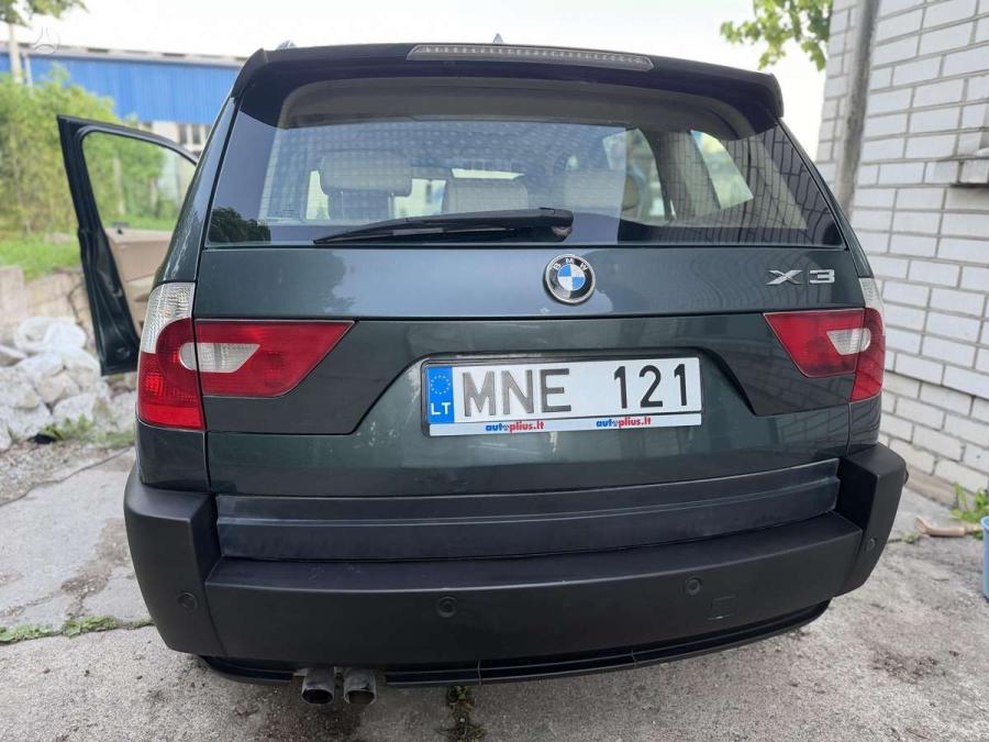 Green BMW X3 2004 in Kaunas, with an engine capacity of 2.98 L and mileage of 276 thousand km for 2800 €, photo 6 on AUTOMOTO.COM.LV