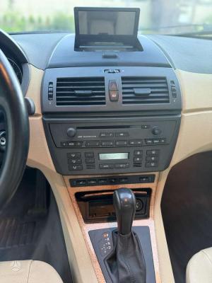 Green BMW X3 2004 in Kaunas, with an engine capacity of 2.98 L and mileage of 276 thousand km for 2800 €, photo 9 on AUTOMOTO.COM.LV