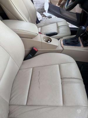Green BMW X3 2004 in Kaunas, with an engine capacity of 2.98 L and mileage of 276 thousand km for 2800 €, photo 11 on AUTOMOTO.COM.LV