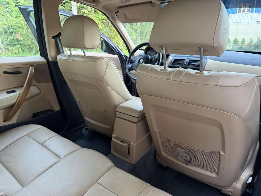 Green BMW X3 2004 in Kaunas, with an engine capacity of 2.98 L and mileage of 276 thousand km for 2800 €, photo 13 on AUTOMOTO.COM.LV