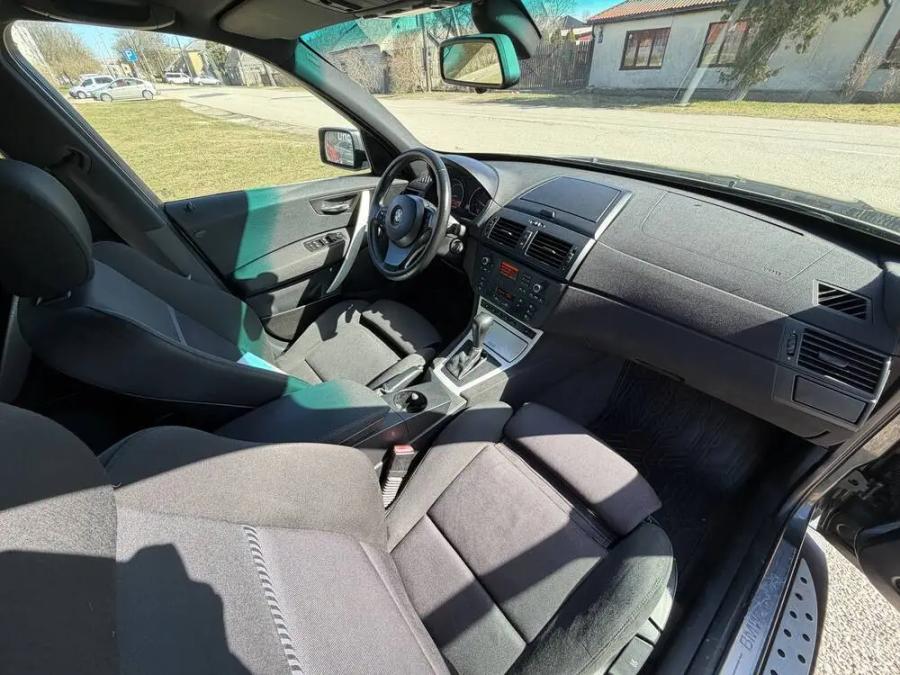 Green BMW X3 2004 in Ventspils, with an engine capacity of 3.00 L and mileage of 355 thousand km for 4000 €, photo 13 on AUTOMOTO.COM.LV