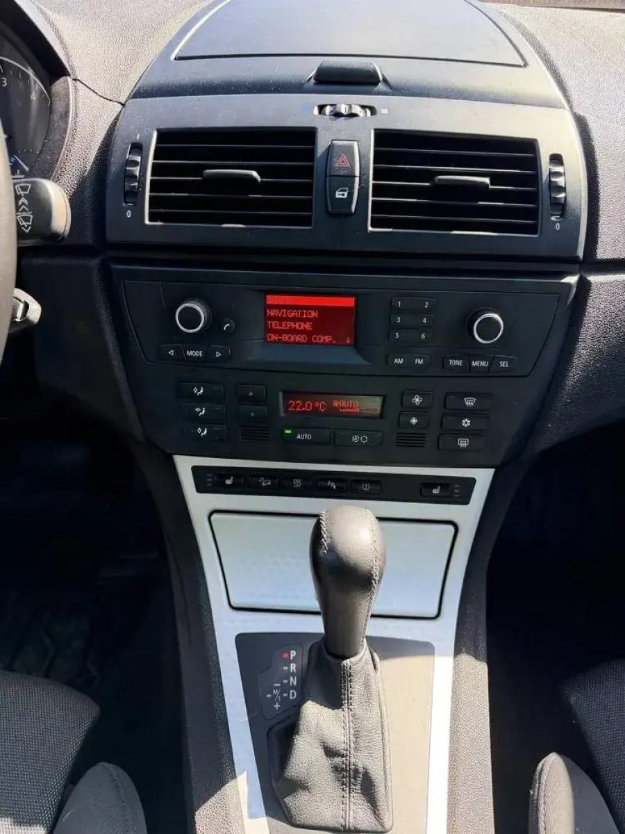 Green BMW X3 2004 in Ventspils, with an engine capacity of 3.00 L and mileage of 355 thousand km for 4000 €, photo 17 on AUTOMOTO.COM.LV
