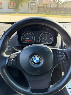 Green BMW X3 2004 in Ventspils, with an engine capacity of 3.00 L and mileage of 355 thousand km for 4000 €, photo 18 on AUTOMOTO.COM.LV