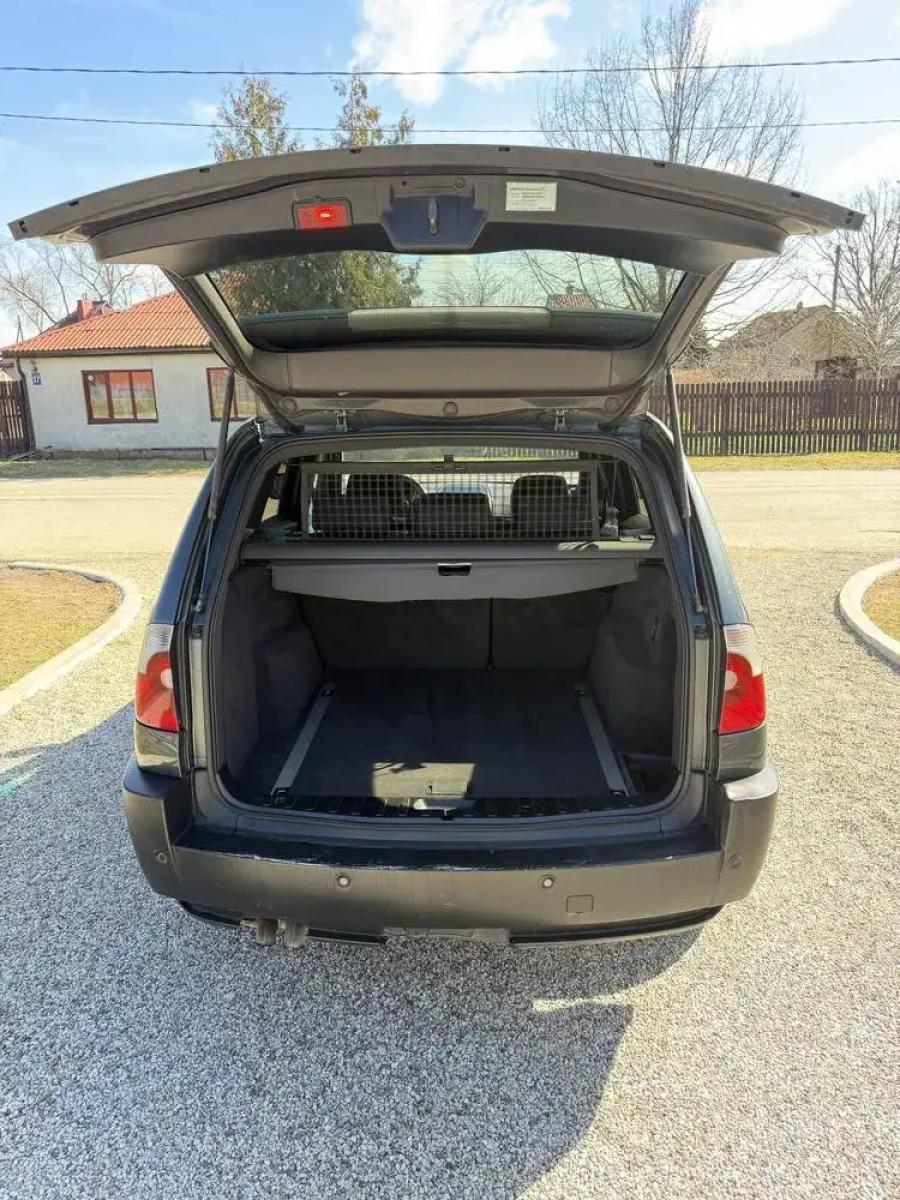 Green BMW X3 2004 in Ventspils, with an engine capacity of 3.00 L and mileage of 355 thousand km for 4000 €, photo 20 on AUTOMOTO.COM.LV