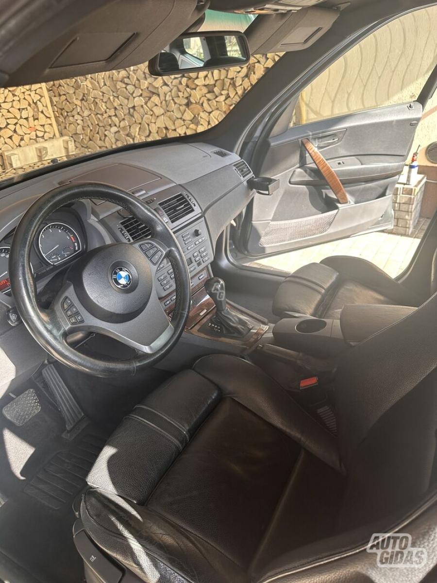 Zaļš BMW X3 2004 Viļņa, ar dzinēja tilpumu 3.00 L un nobraukumu 316 tūkst. km par 3600 €, foto 9 vietnē AUTOMOTO.COM.LV