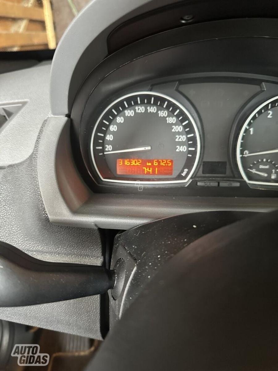 Zaļš BMW X3 2004 Viļņa, ar dzinēja tilpumu 3.00 L un nobraukumu 316 tūkst. km par 3600 €, foto 15 vietnē AUTOMOTO.COM.LV
