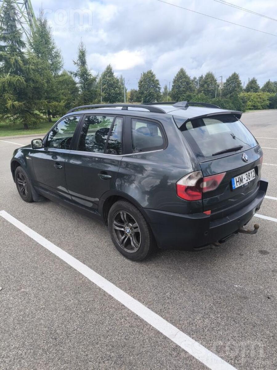 Green BMW X3 2004 in Riga, with an engine capacity of 3.00 L and mileage of 301 thousand km for 3500 €, photo 3 on AUTOMOTO.COM.LV