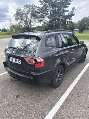 Green BMW X3 2004 in Riga, with an engine capacity of 3.00 L and mileage of 301 thousand km for 3500 €, photo 5 on AUTOMOTO.COM.LV