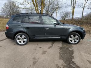 Zaļš BMW X3 2005 Viļņa, ar dzinēja tilpumu 3.00 L un nobraukumu 346 tūkst. km par 3500 €, foto 5 vietnē AUTOMOTO.COM.LV