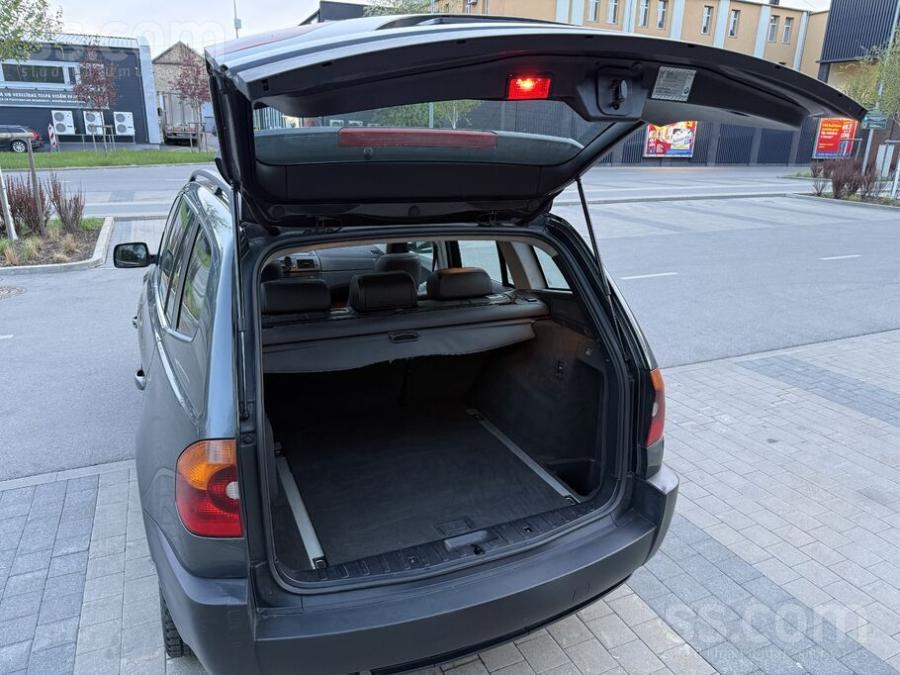 Green BMW X3 2005 in Riga, with an engine capacity of 3.00 L and mileage of 320 thousand km for 4000 €, photo 12 on AUTOMOTO.COM.LV