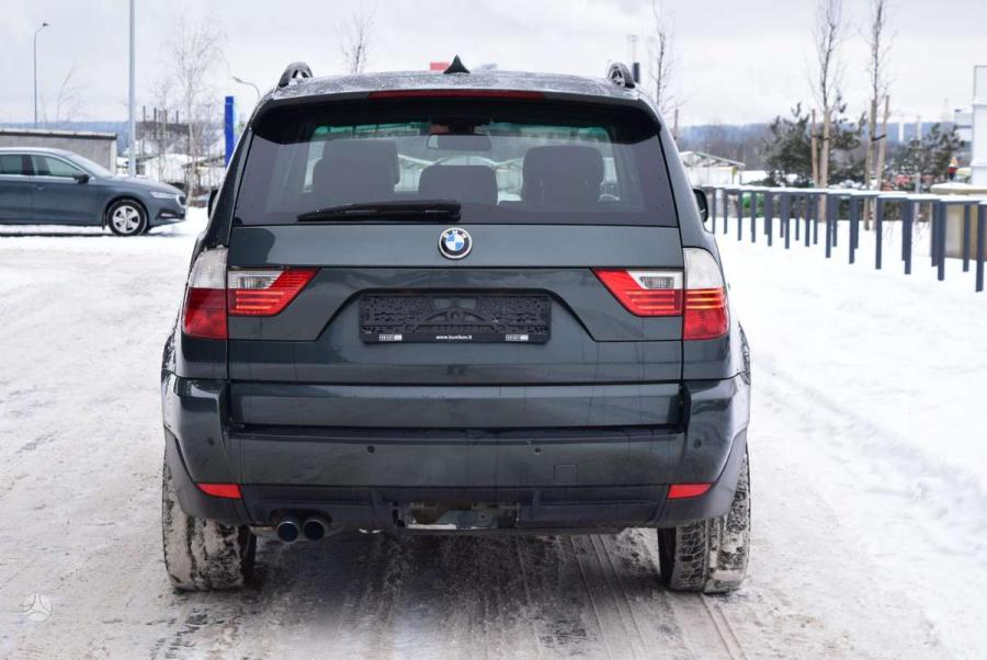 Green BMW X3 2006 in Vilnius, with an engine capacity of 2.99 L and mileage of 323 thousand km for 5650 €, photo 5 on AUTOMOTO.COM.LV
